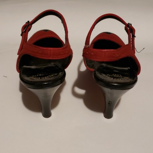 Deliso Debs | Shoes | Vintage Deliso Debs Slingback Wingtip Pumps ...